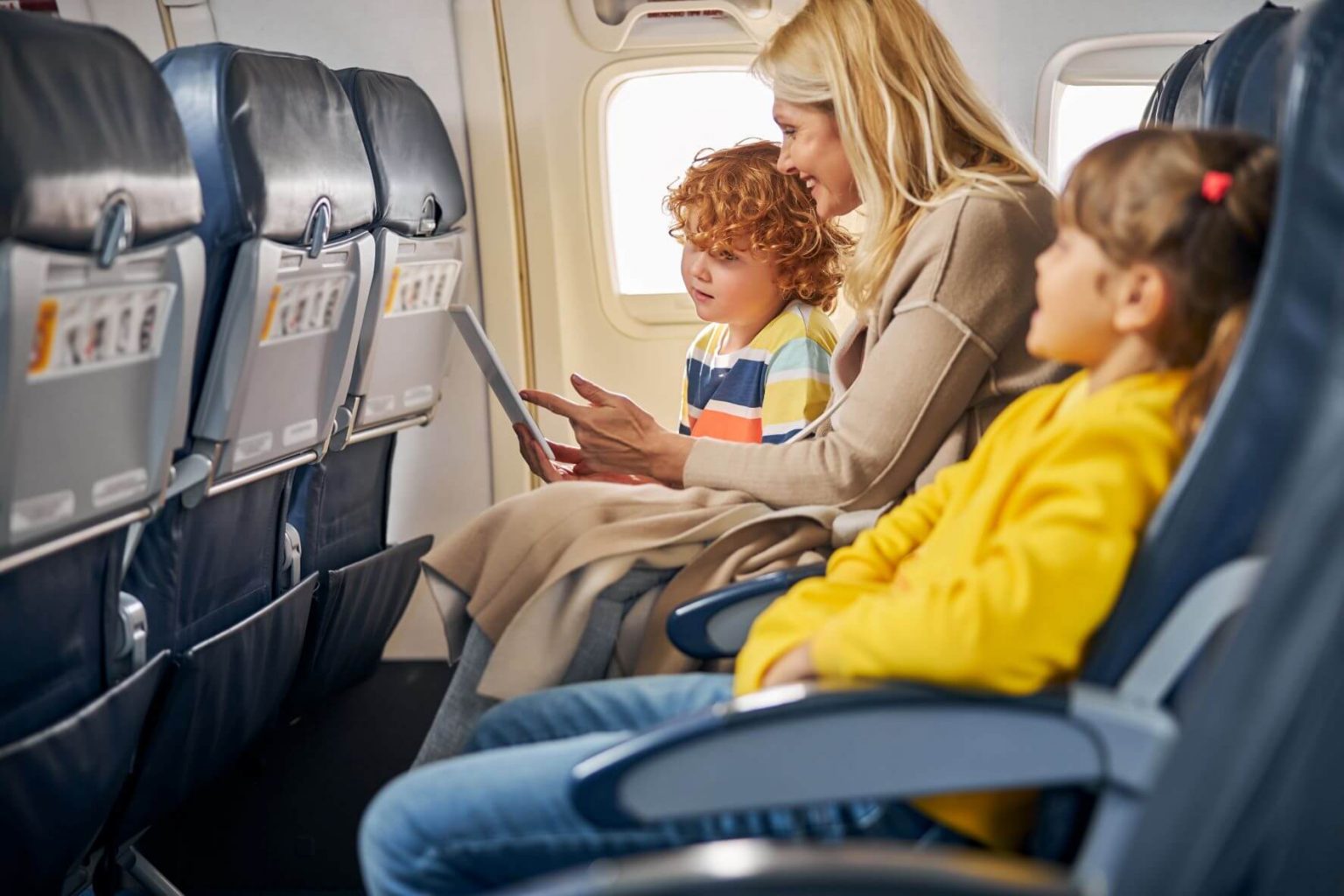 15 Best Games And Activities For Kids To Play On A Plane | Nanny McPhee