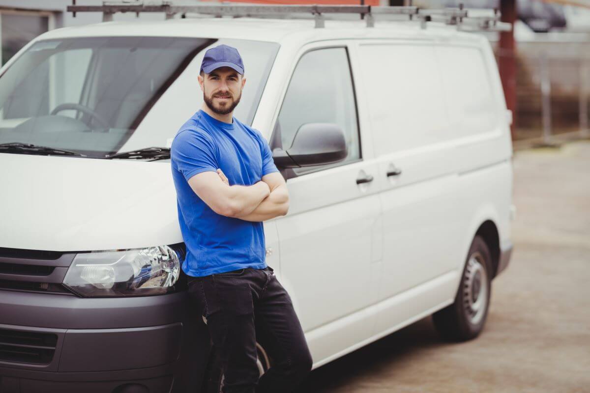An Expert's Guide To Hiring A Man And A Van In The UK | Nanny McPhee
